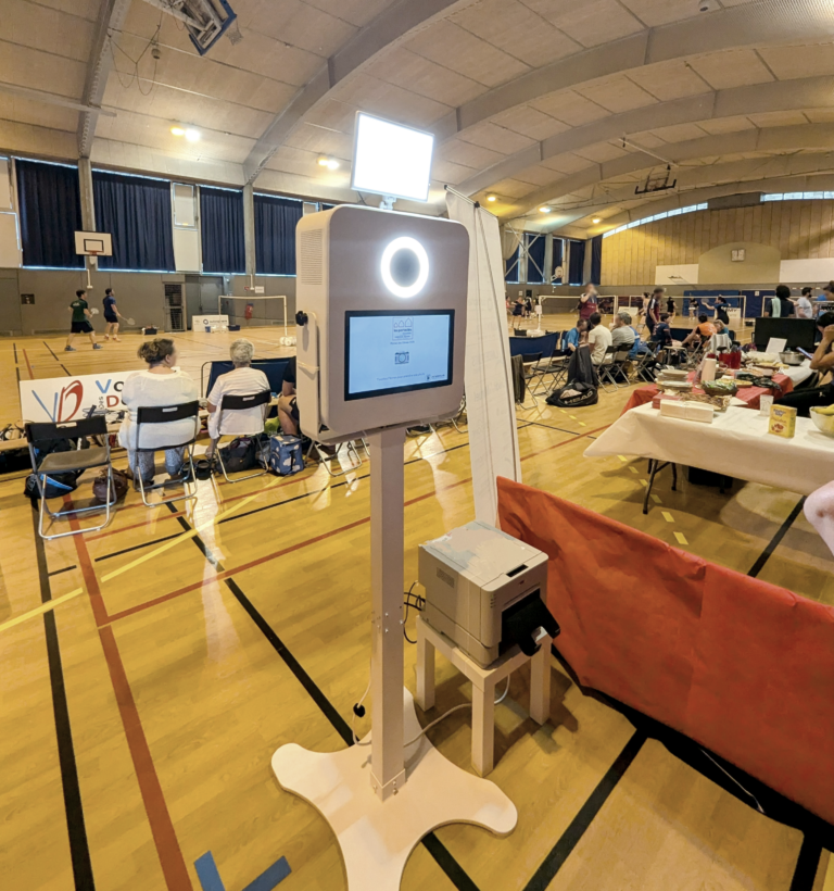 Retour sur le Photobooth au tournoi de Badminton Clermontois FETAFOTO